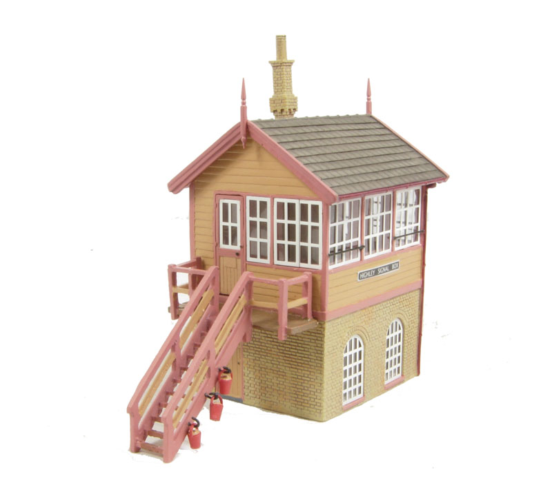 Bachmann Branchline 44-044 GWR Signal Box (based on Highley SVR)