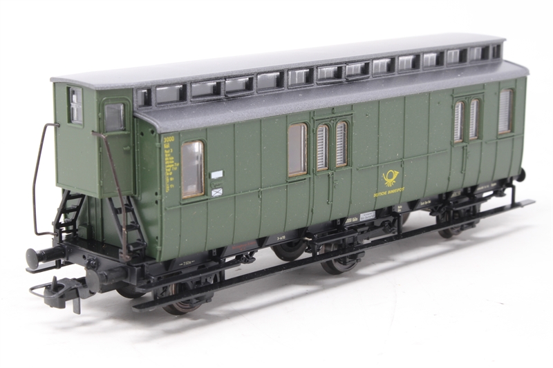 Roco 44208A Mail Car of the DB - Hattons