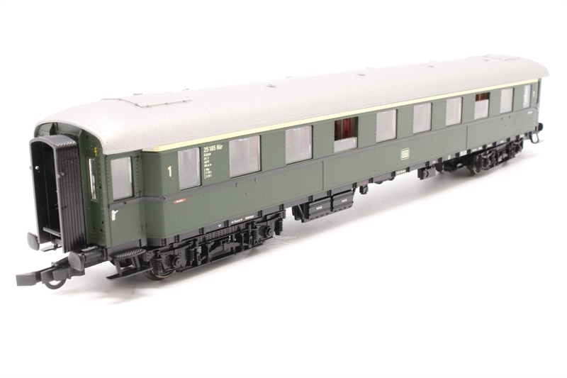 Roco 44548Roco 1st class express coach, type A4ywe of the - Hattons