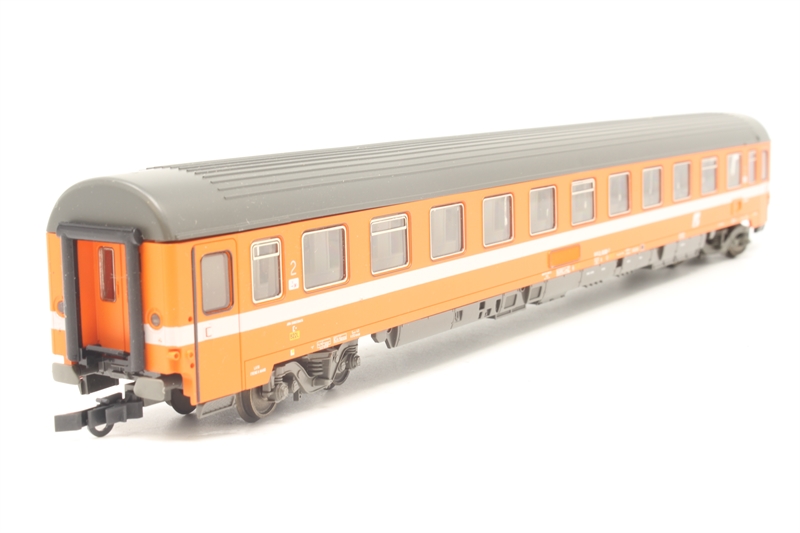 Roco 44637 2nd class Eurofima coach of the FS - Hattons