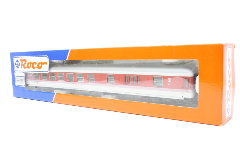 Roco 44788 type BDms 2nd class passenger car with luggage - Hattons