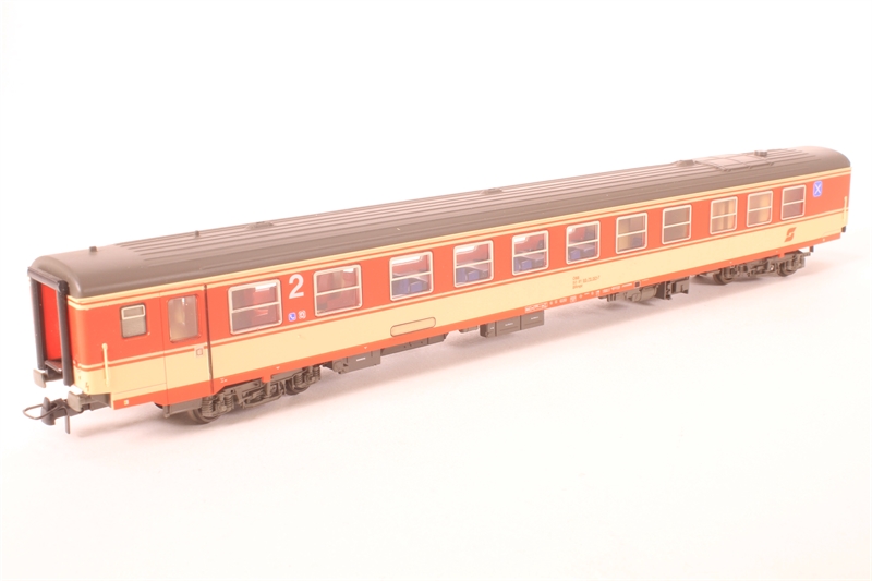 Roco 44854 2nd Class Dining Car of the +ûBB - Hattons