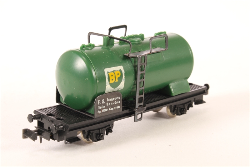 Lima 454Lima Tank wagon 'BP' of the FS - Hattons