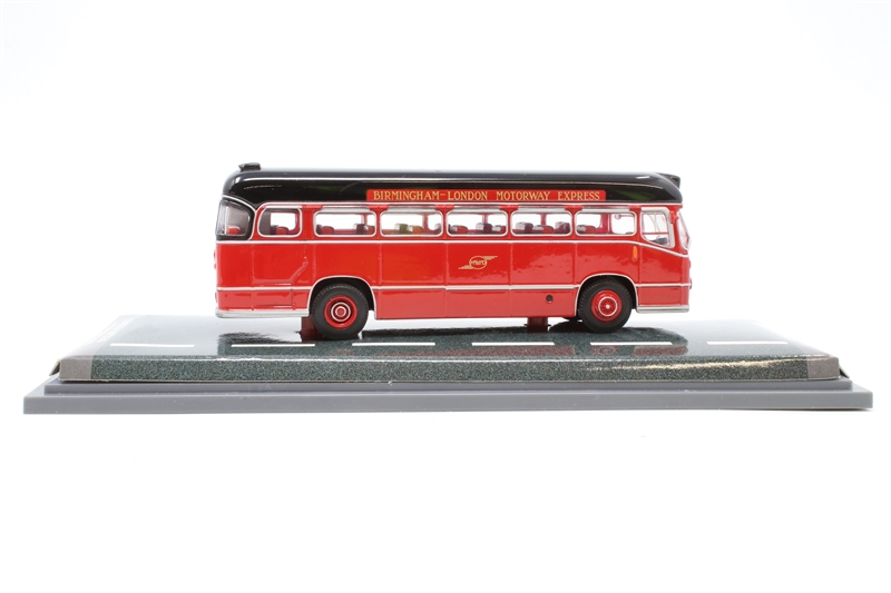 Corgi 45501Cor BMMO CM5T Motorway Coach 'Midland Red' - Hattons