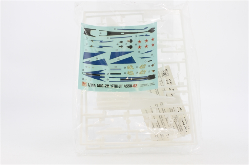 Dragon 4558 Mig-29 'Striji' Russian Aerobatics Team - Hattons