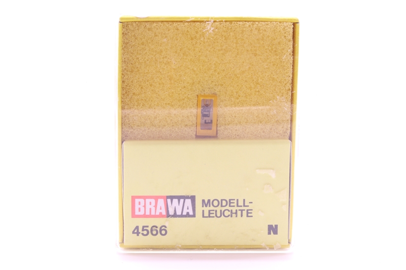 Brawa 4566BRA Phone booth - Hattons