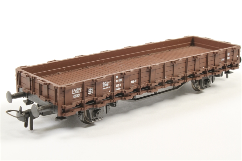 Roco 46029 Low-Sided Wagon with Stanchions of the +ûBB, Epoch IV