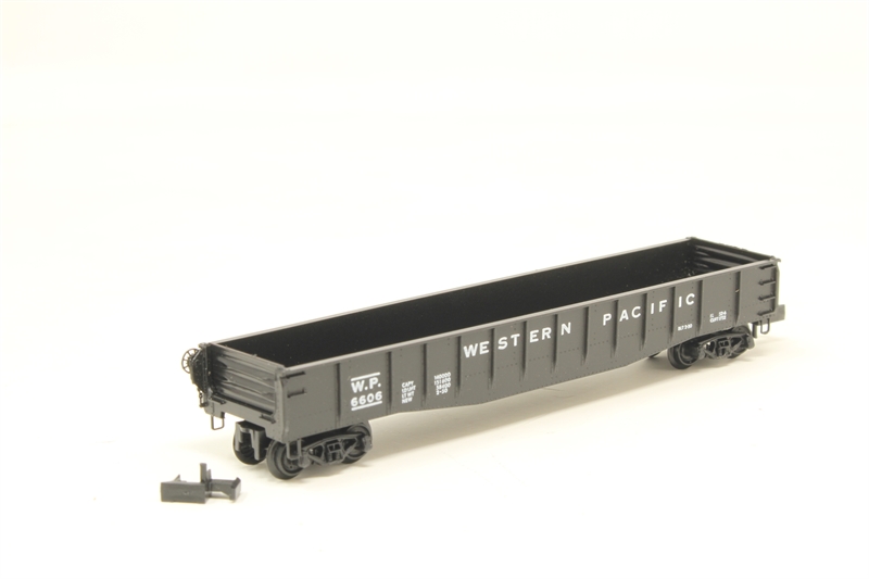 Micro-Trains 46050-6606 50' fishbelly side gondola with side mount brake