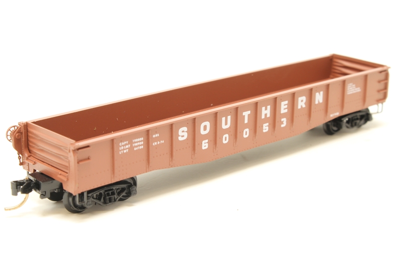 Micro-Trains 46260MIC 50' fishbelly side gondola with side mount brake