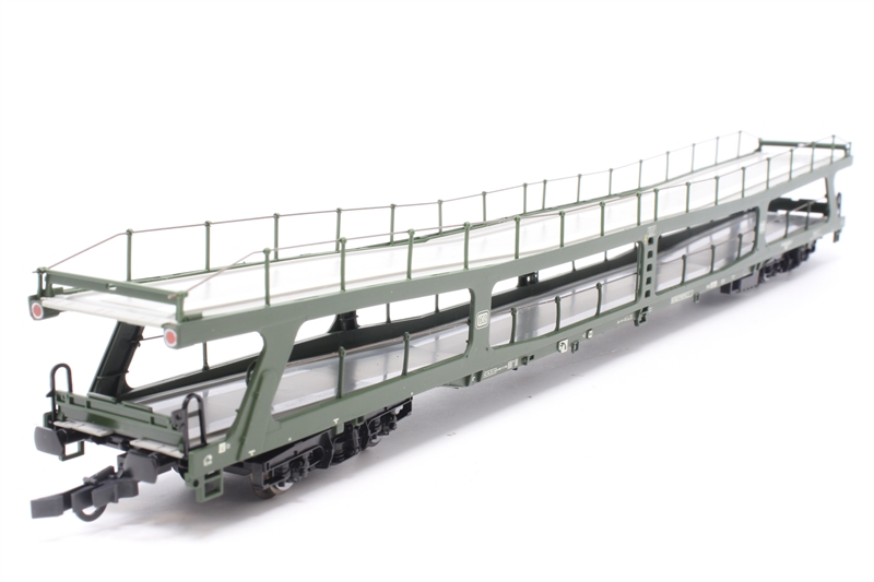 Roco 46465 Car transporter wagon of the German DB