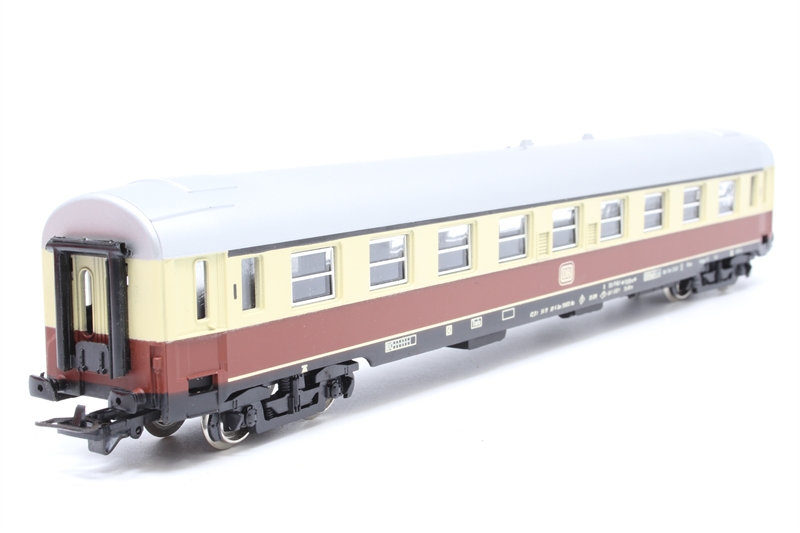 Jouef 4671Jouef First class passenger coach of the DB