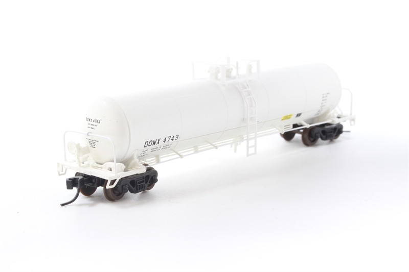 Atlas 50000196 20,700 gallon general service tank car of - Hattons