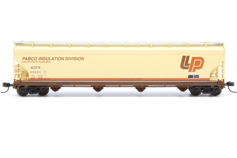 Atlas 50001473-99660 4-bay ACF centerflow covered hopper of the Louisiana