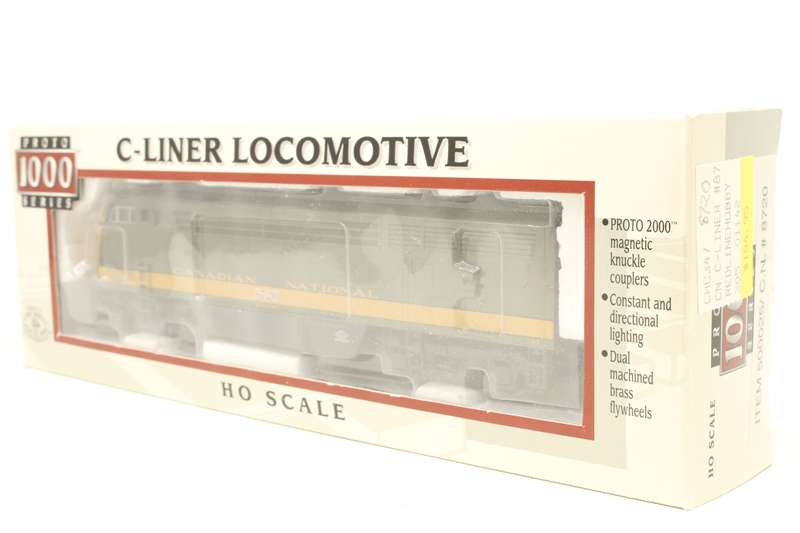 Proto 1000 500025PRO FM C-liner A-unit #8720 of the Canadian National ...