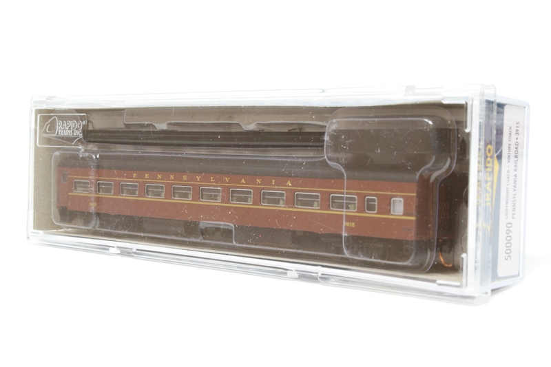 Rapido Trains North America 500090 CCF lightweight coach - Hattons