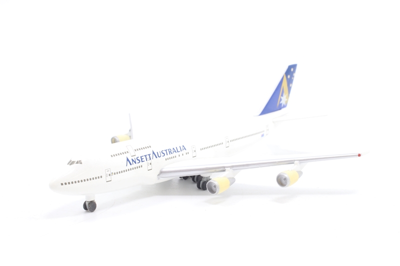 Herpa 503921 Boeing B747-300 in Ansett Australia livery