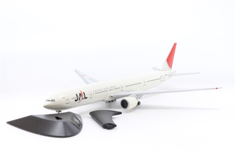 Herpa 506724 Boeing B777-346ER JAL Japan Airlines JA732J - Hattons