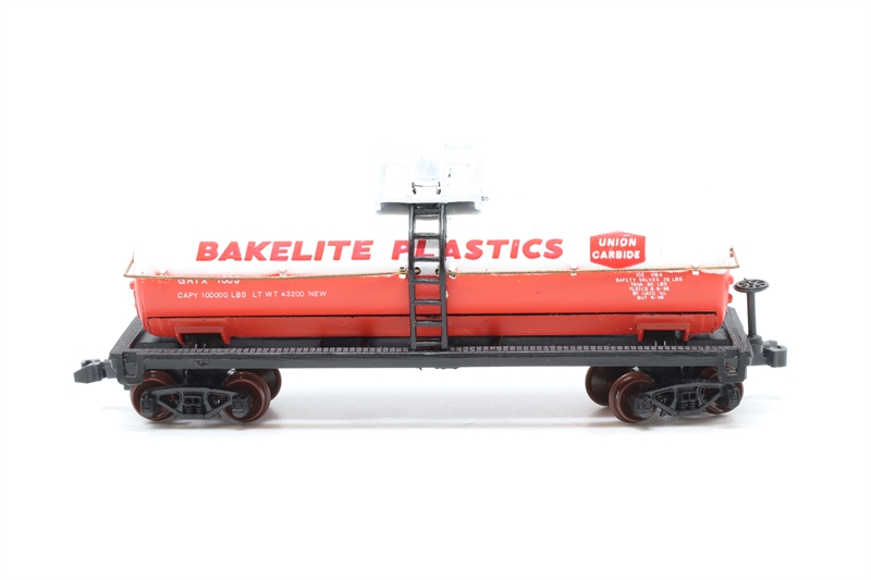 Bachmann USA 510-C Single-dome tank car 1005 'Bakelite Plastics'
