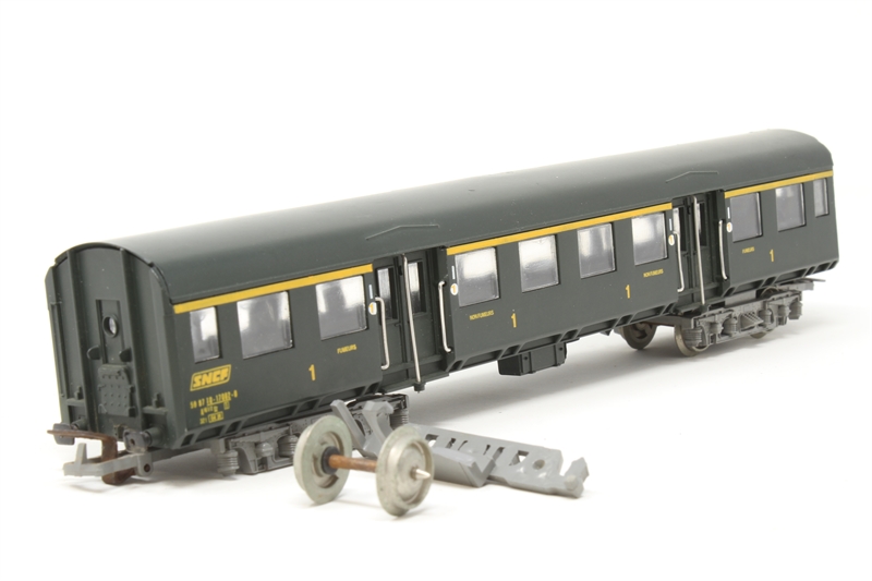 Jouef 5101Jouef 1st class passenger coach of the SNCF - Hattons