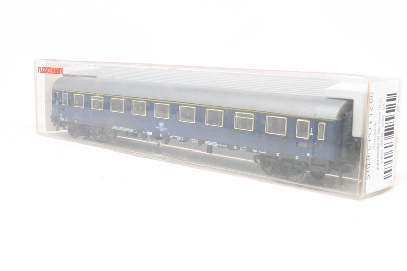Fleischmann 5103FL Type A++m 203 1st class express coach - Hattons