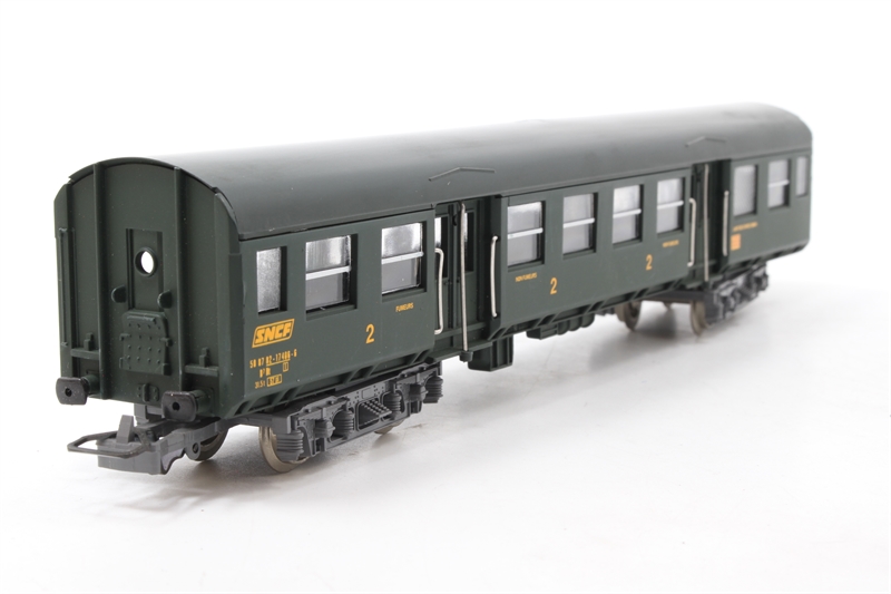 Jouef 5103Jouef Composite Coach in SNCF Green - Hattons