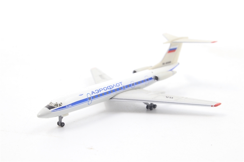 Herpa 510585 Tupolev TU-134A Aeroflot RA-65566 1990s colours new - Hattons