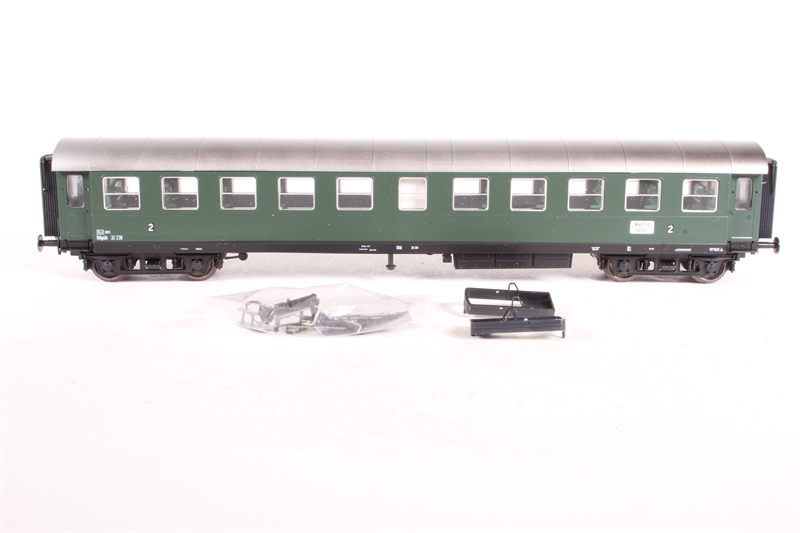Klein Modellbahn 5112-2 2nd Class Passenger Coach, Type - Hattons