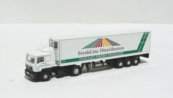 Graham Farish 512302 "Freshline Distribution" articulated lorry