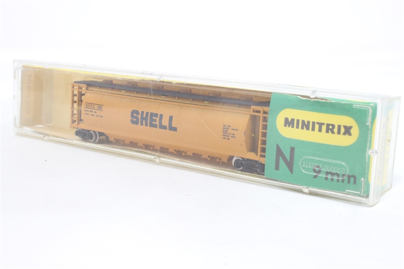 Minitrix 513124 Shell double bogie wagon - Hattons