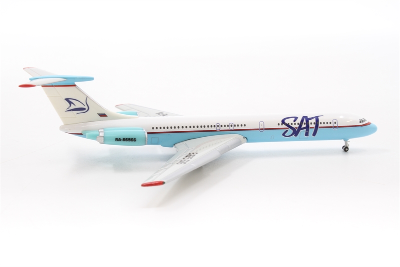 Herpa 515009 Ilyushin IL-62M SAT Airlines RA-86566 1990s colours new