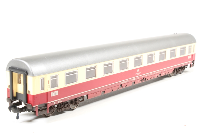 Fleischmann 5169 1st class passenger coach in red and - Hattons