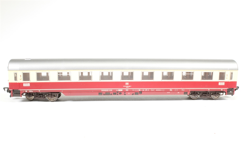 Fleischmann 5169 1st class passenger coach in red and - Hattons