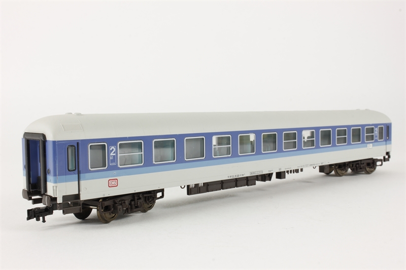 Fleischmann 5177K InterRegio 2nd Class Coach of the DB - Hattons