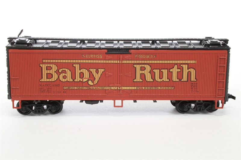 Athearn 5201ATH 40' Wood-Side Reefer Car - 'Baby Ruth' - Hattons