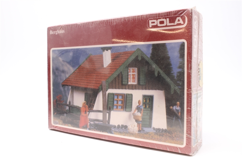 Pola 520Pola Alpine House - Hattons