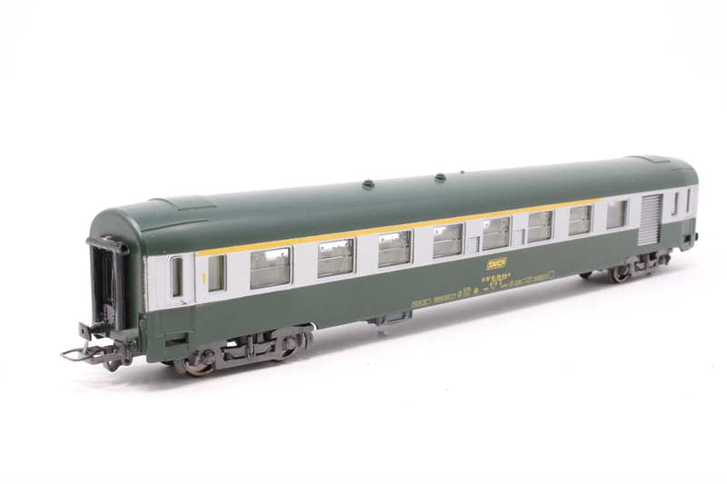 Jouef 5294Jouef 1st Class Coach in SNCF Green