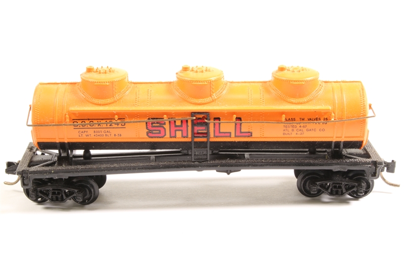 Bachmann USA 53-1001-34BAC 3-Dome Tank Car - 'Shell'