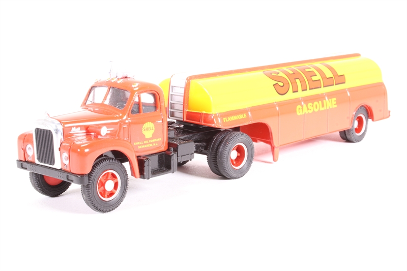 Corgi 53201Corgi Mack B Fruehauf Tanker - Shell Gasoline