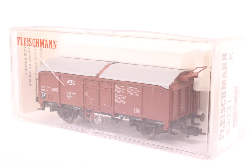 Fleischmann 5333L Sliding Roof Wagon of the CFL, Epoch IV