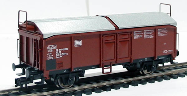 Fleischmann 5333 Box Car with Sliding Roof of the German - Hattons