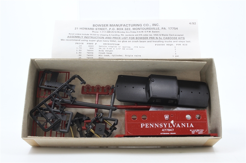 Bowser 54015BOW N5C Caboose of the Pennsylvania Railroad 477947