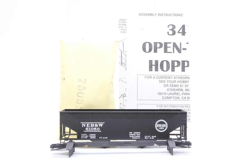 Athearn 5407-61050 2 bay open hopper - 61050 - NEB&W - - Hattons