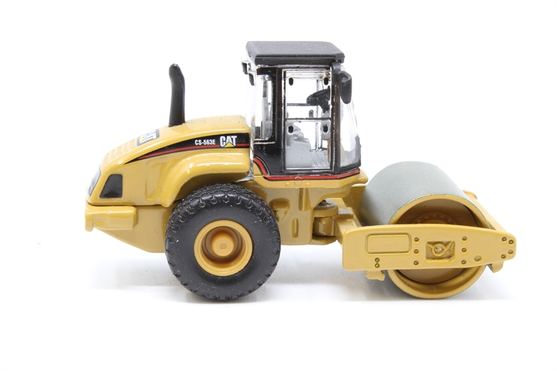 Norscot Scale Models 55155 CAT Cs-563E smooth drum vibratory soil