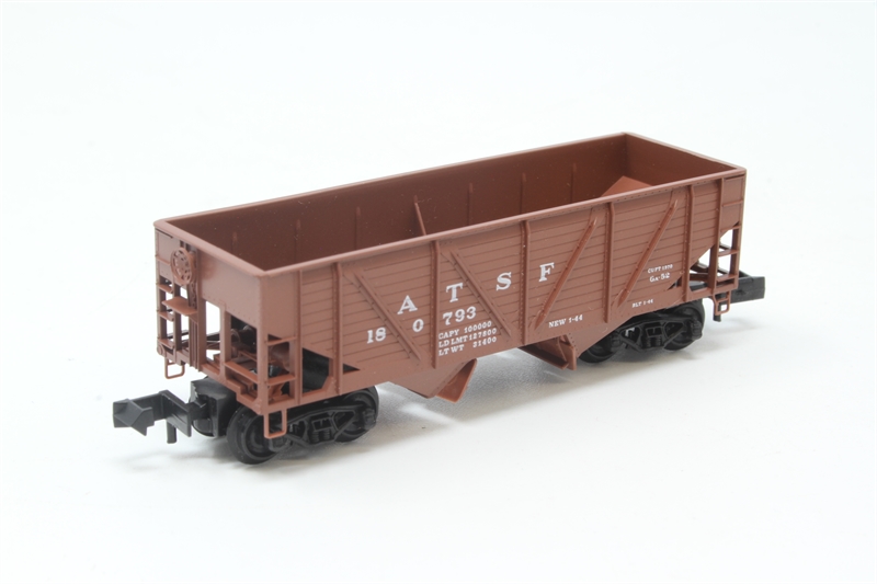 Kadee 57011 33' 2-Bay Composite Side Hopper #180793 ATSF