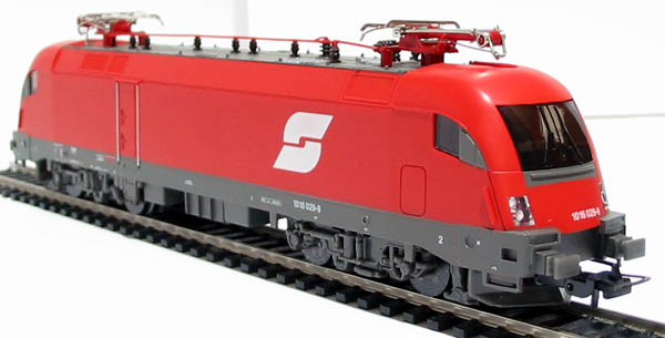 Piko 57410 Class Rh1016 "Taurus" High performance electric - Hattons