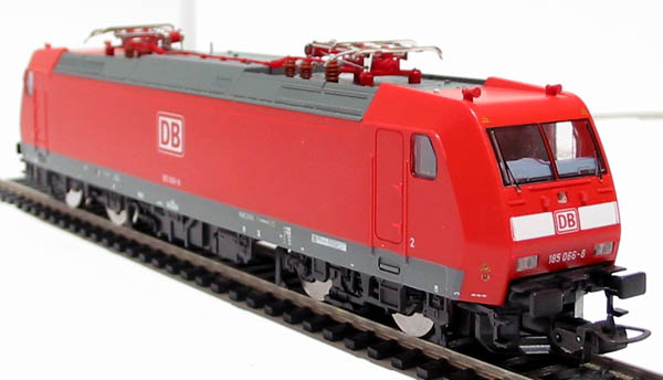 Piko 57430 Class BR185 Electric loco of the German DB in red & black