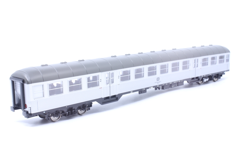 Piko 57655 1st/2nd Class Composite in DB 'Silverfish' livery - Hattons