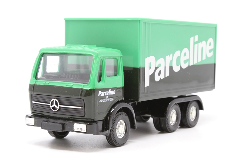 Corgi 58403COR Mercedes Cargo Box Van 'Parcelforce'