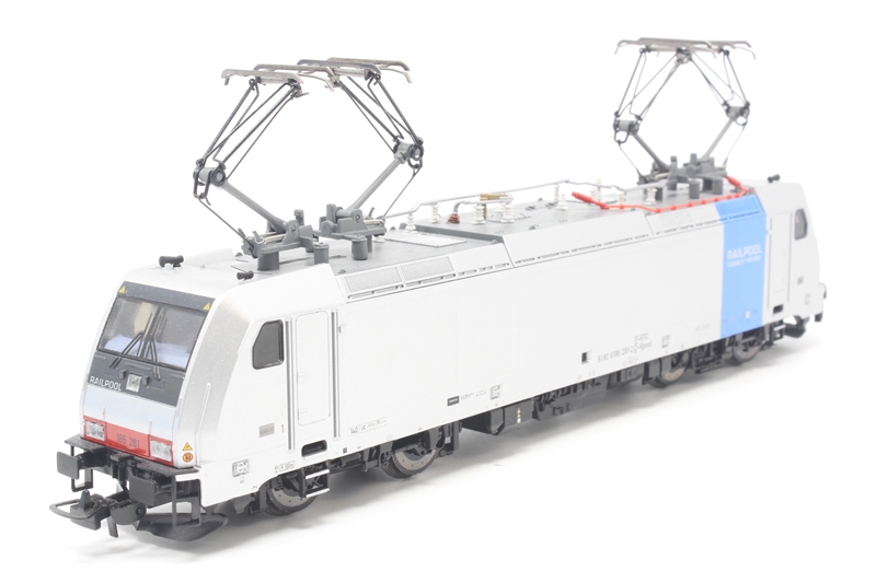 Piko 59952 Class BR 186 281-2 in Railpool Livery