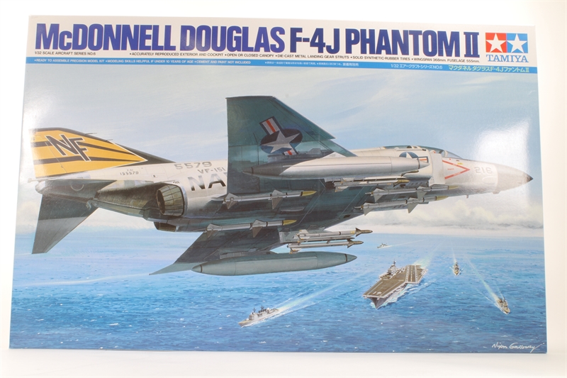 Tamiya 60306TAM McDonnell Douglas F-4J Phantom II - Hattons